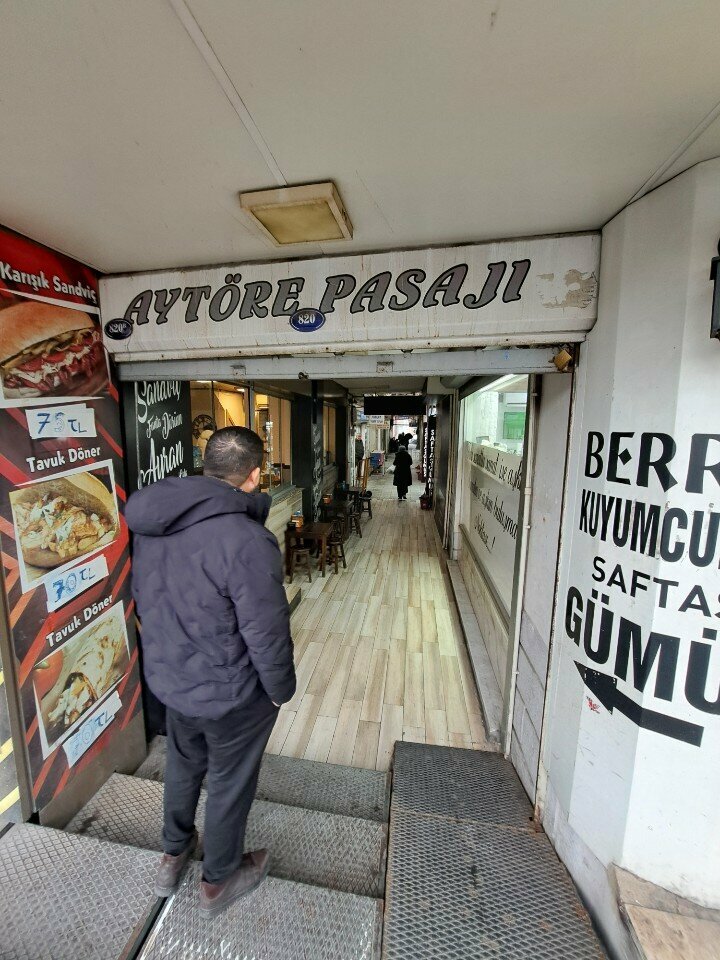 Kuaförler Asil Erkek Kuaför, İzmir, foto