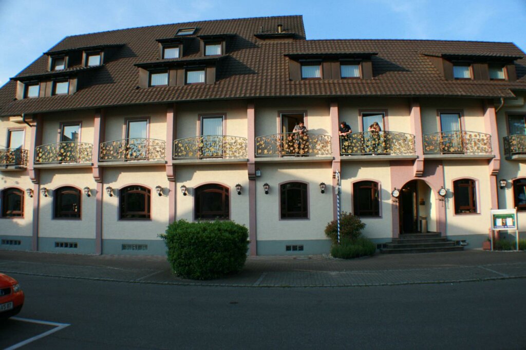 Otel Hotel Rebstock, Rust, foto