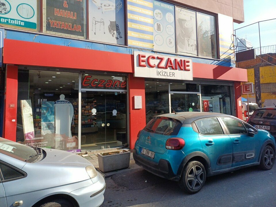 Eczaneler Eczane İkizler, İstanbul, foto