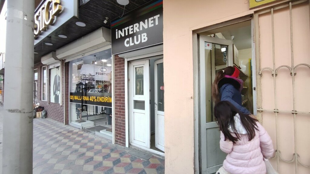 i̇nternet kafeler Internet Club, Bakü, foto