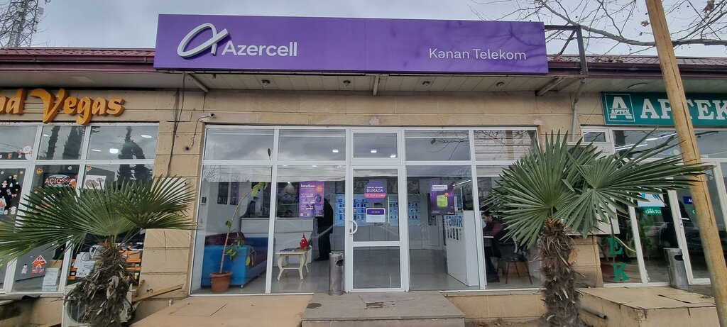 Telekomünikasyon firmaları Azercell, Bakü, foto