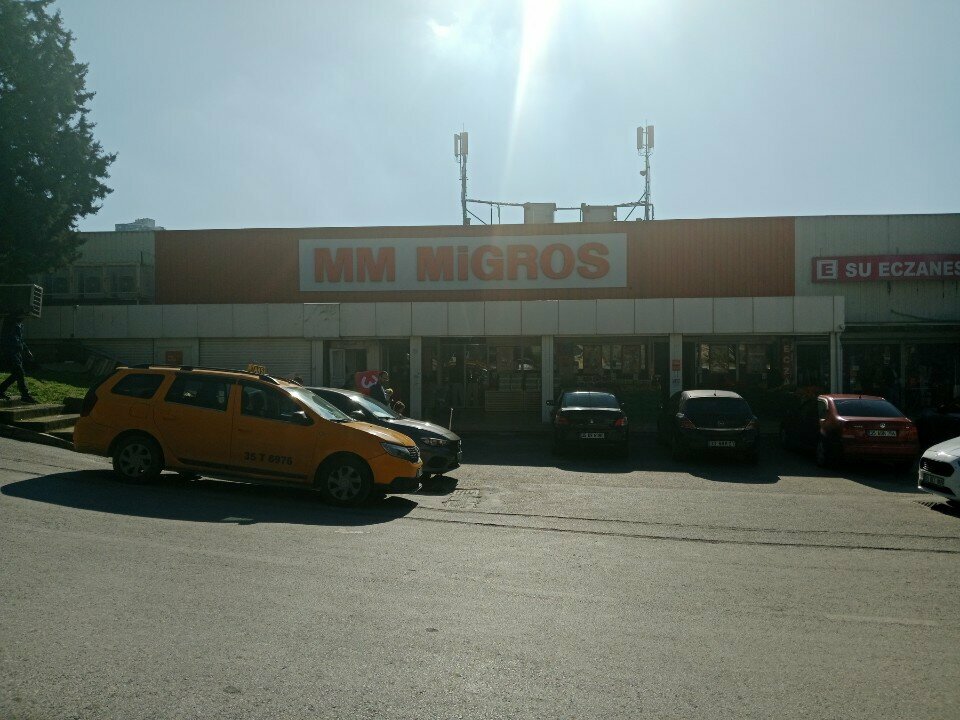Süpermarket Migros, İzmir, foto