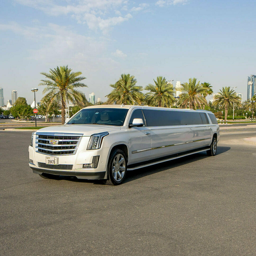 Oto kiralama Skye VIP Cars, Dubai, foto
