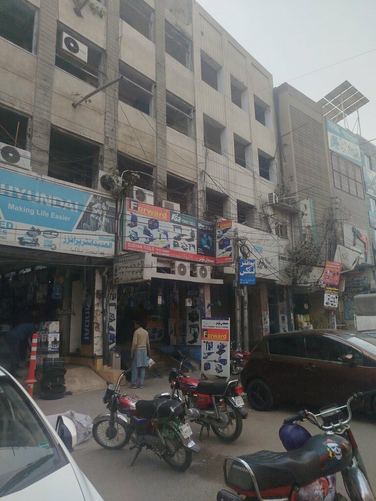 Otomobil servisi Subhan tools, Lahor, foto