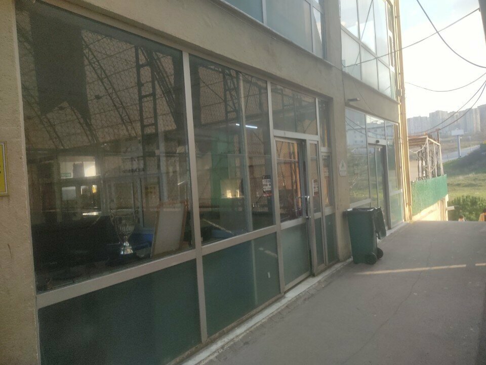 Çok amaçlı spor tesisleri Eft Halı Saha, İstanbul, foto