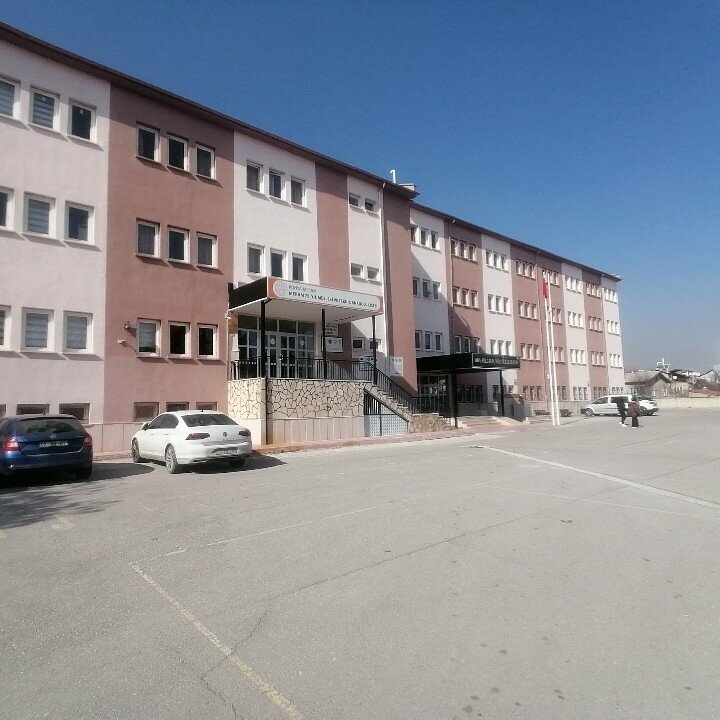 Lise Meram 75. Yıl Mesleki Ve Teknik Anadolu Lisesi, Konya, foto