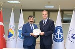 Sosyal Bilimler Enstitüsü (İzmir, Çiğli, Havaalanı Şosesi Cad., 33/5), yüksekokul  İzmir'den