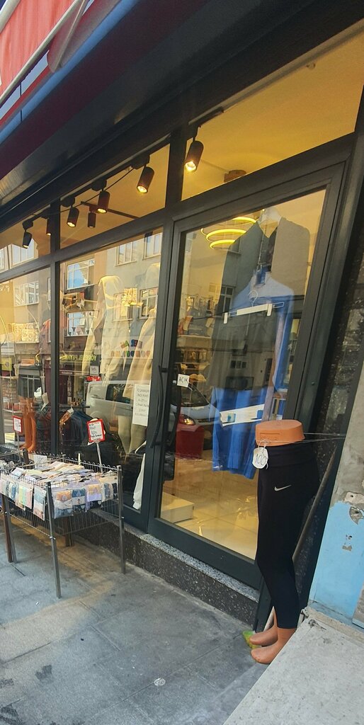 Giyim mağazası Bella Ortak Moda, İstanbul, foto