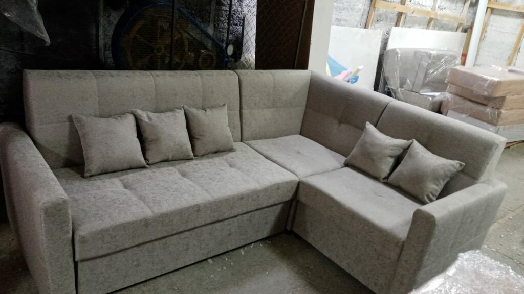 Mobilya mağazaları Lad, Sverdlovskaya oblastı, foto