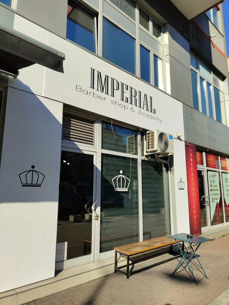 Berberler Imperial BarberShop, Belgrad, foto