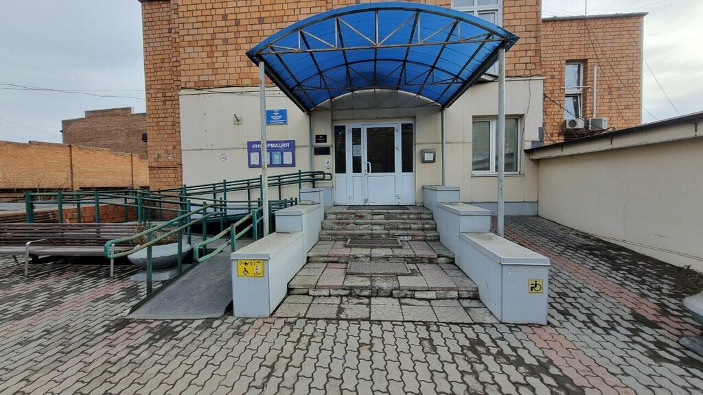 Trafik polisi Mezhrayonny registratsionno-ekzamenatsionny otdel Gibdd, Mu Mvd Rossii Krasnoyarskoye, Krasnoyarsk, foto