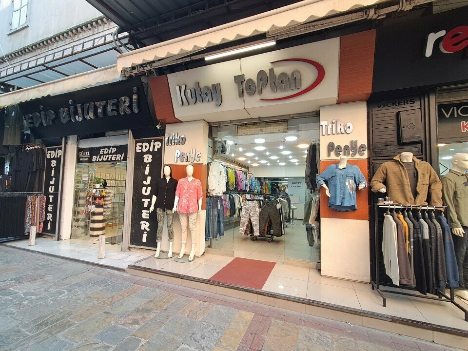 Giyim mağazası Kutay Toptan, İzmir, foto
