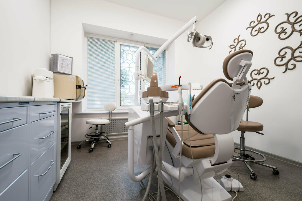 Özel ağız ve diş sağlığı klinikleri ve muayenehaneleri Erkastom-studio, Moskova, foto