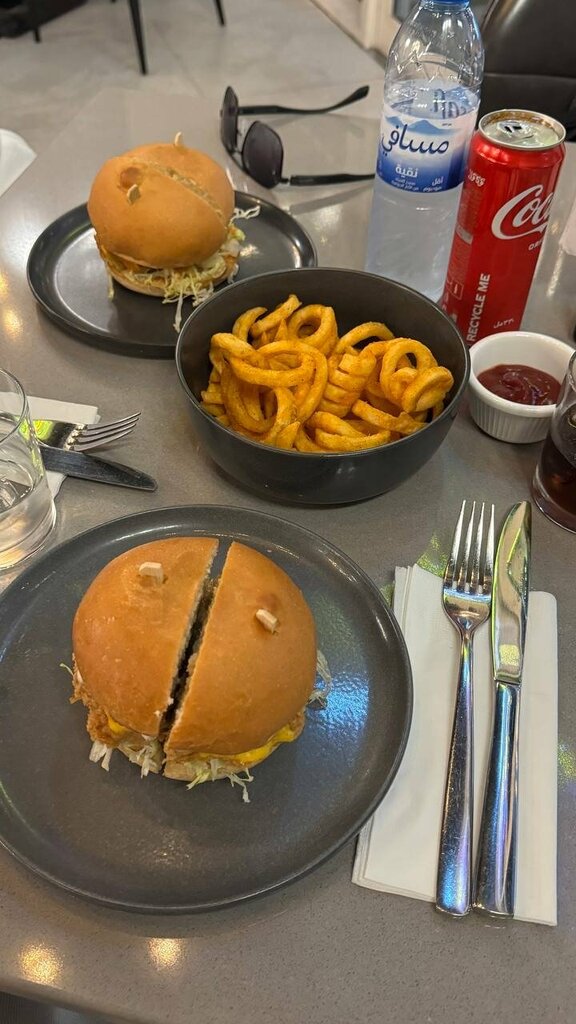 Fast food Mad Kitchen, Dubai, foto