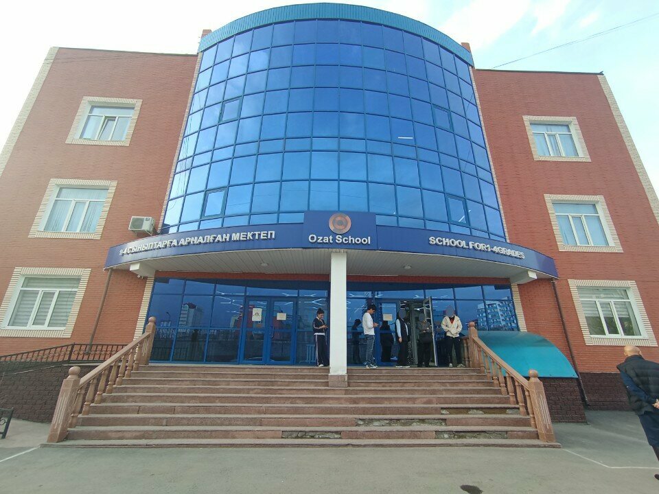 Özel okul Ozat, Almatı, foto