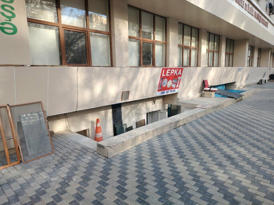 i̇nşaat makinaları ve ekipmanları Lepka, Bakü, foto