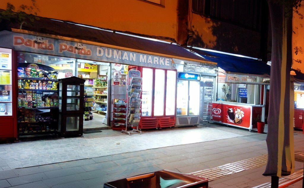 Market Duman Market, Karasu, foto