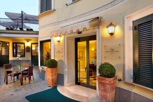 Hotel Alessandrino (Via Clemente Alessandrino No:9), otel  Roma'dan