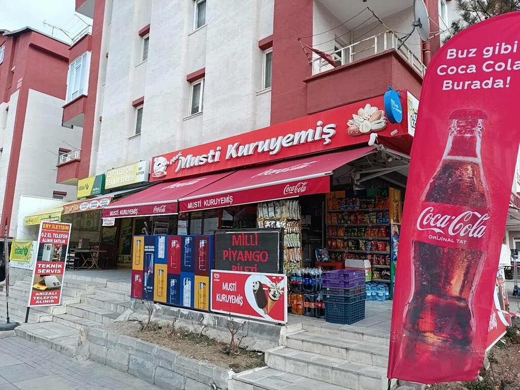 Kuruyemiş, atıştırmalık, kuru meyve Musti Kuruyemiş, Ankara, foto