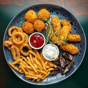 Просто&Вкусно (Kommunisticheskaya ulitsa No:20Б), kafe  Emva'dan