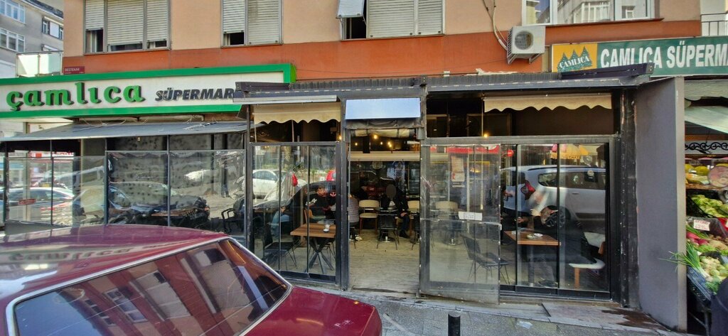 Kafe Şahin Çay Evi, İstanbul, foto