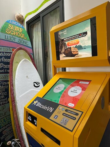 ATM'ler Bitcoin ATM, Vung Tau, foto