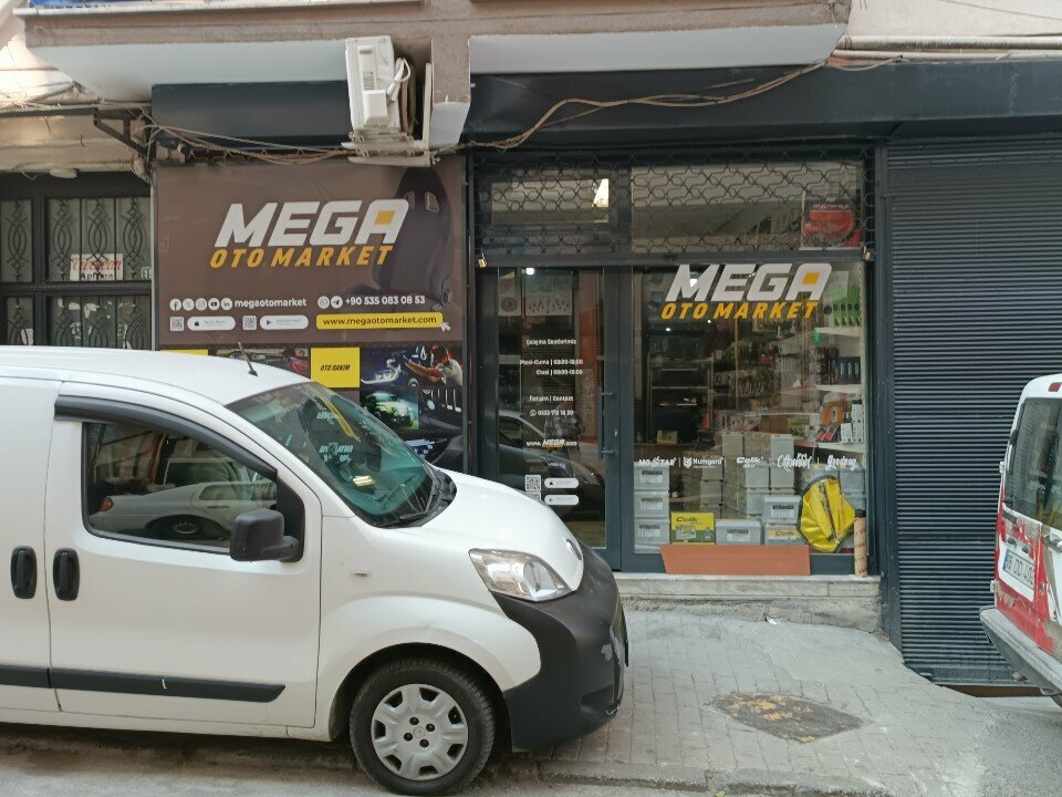 Otomobil yedek parçaları Aktuğ Fırat Oto Yan Sanayi, Bursa, foto