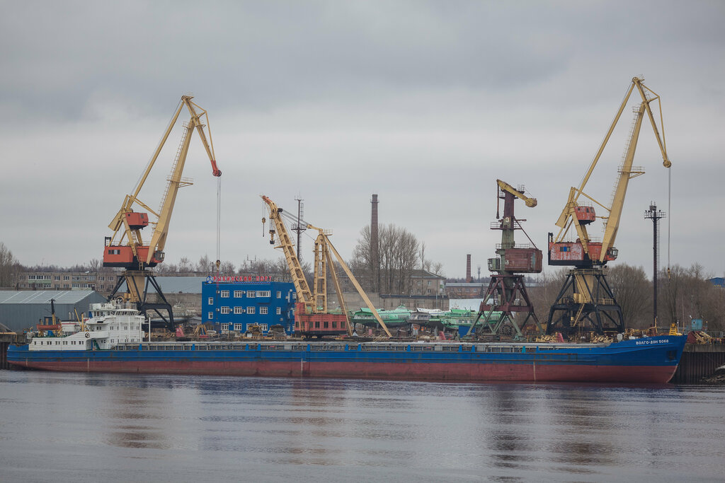 i̇skele ООО Рыбинский грузовой порт, Rybinsk, foto