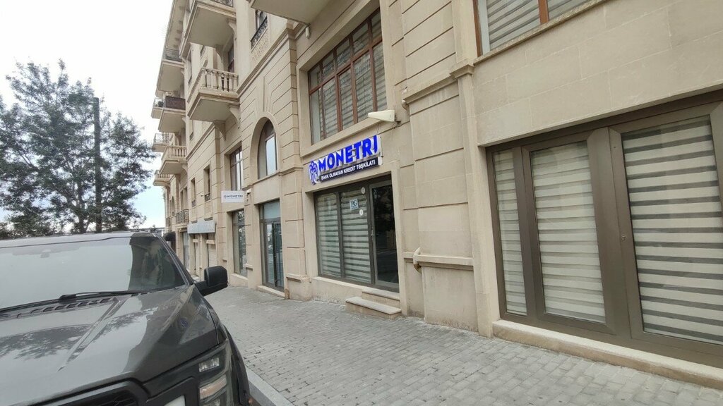 Kredi komisyoncuları Monteri, Bakü, foto