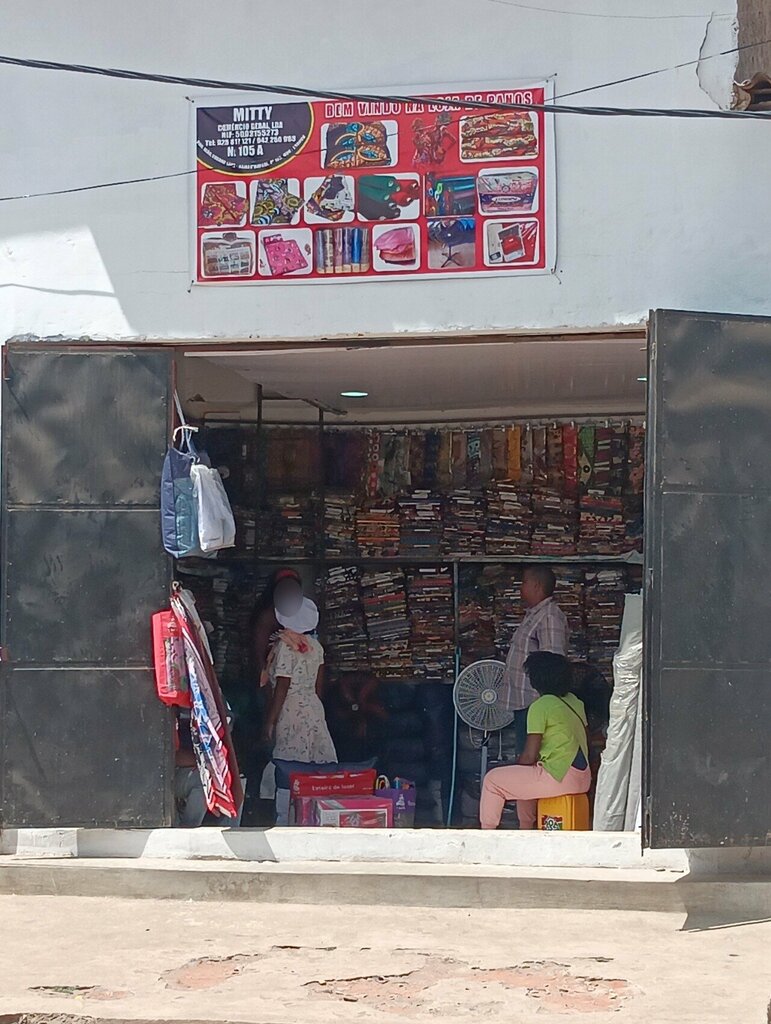 Mefruşat Mitty, Loanda, foto
