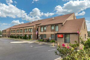 Econo Lodge & Suites Southern Pines (North Carolina, Moore County, Southern Pines), otel  Southern Pines'tan