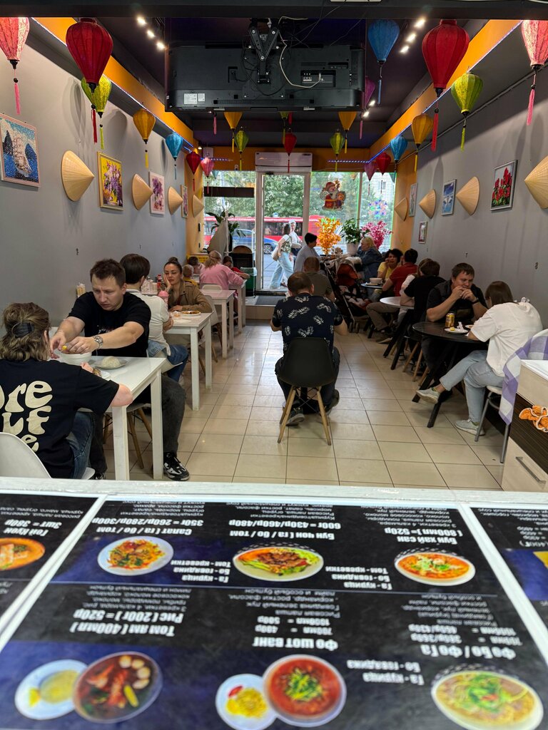 Kafe Тханг лонг, Kazan, foto