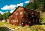 Черный кот (Zarechnaya ulitsa No:14А, Settlement of Bolshiye Koty), konuk evi  İrkutskaya oblastından