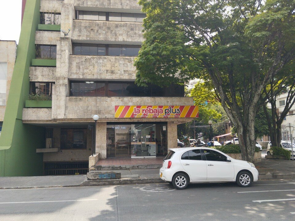 Süpermarket La rebaja plus no. 60, Cali, foto