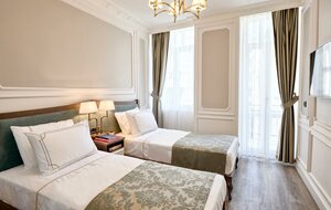 Mirrors otel (İstanbul, Beyoğlu, Kuloğlu Mah., Fuat Uzkınay Sok., 9A), otel  İstanbul'dan