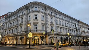 Доходные дома Товарищества Петровских торговых линий (Petrovka Street No:20/1), turistik yerler  Moskova'dan