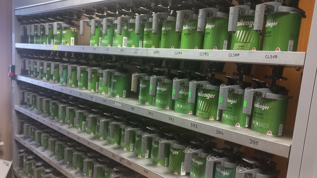 Boya ve cila malzemeleri üretim ve satış yerleri Лакокрасочные материалы, Luga, foto