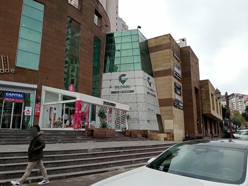Gazete ve dergiler Bahçeşehir Life, İstanbul, foto
