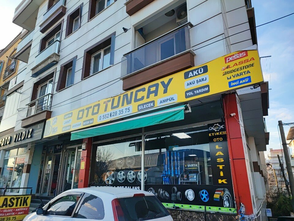 Oto lastik tamiri Oto Tuncay, İzmir, foto