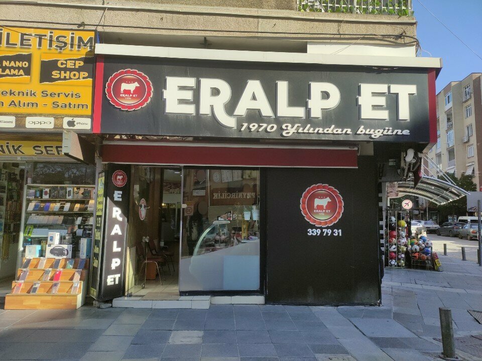Kasap, şarküteri Eralp Et, İzmir, foto