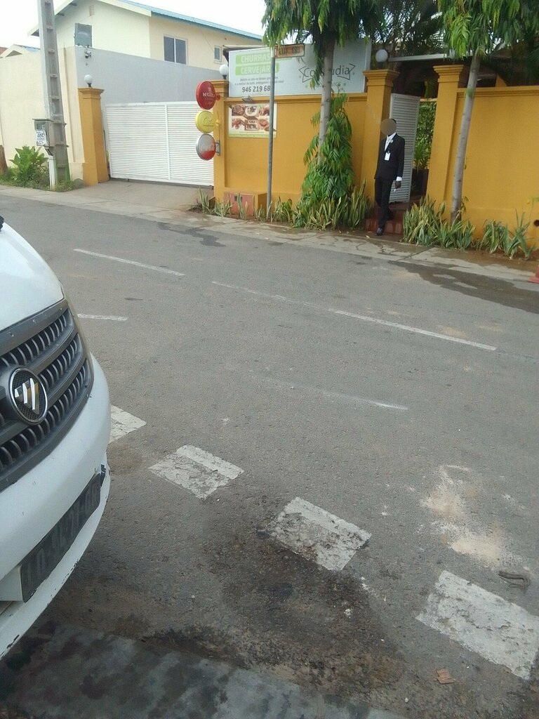 Restoran Cook Kudia Food Service, Loanda, foto