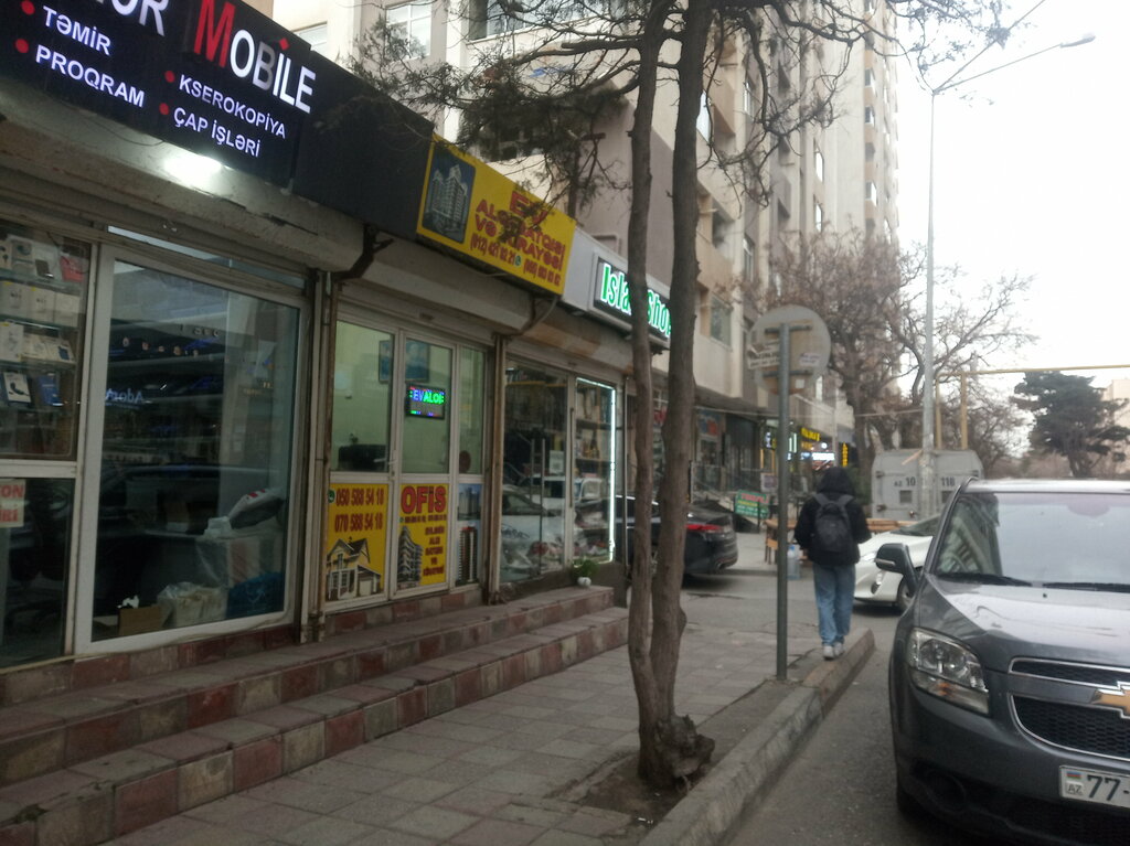Emlak ofisi Ev Alqı-Satqısı, Bakü, foto