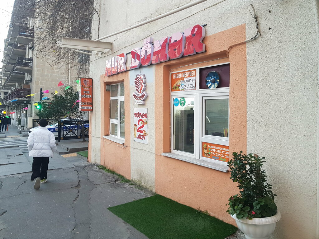 Fast food Nur Dönər Evi, Bakü, foto