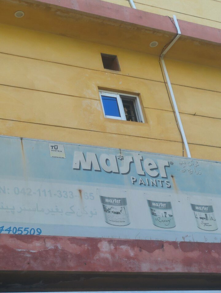 Boya ve cila malzemeleri üretim ve satış yerleri Mastar paint, Lahor, foto