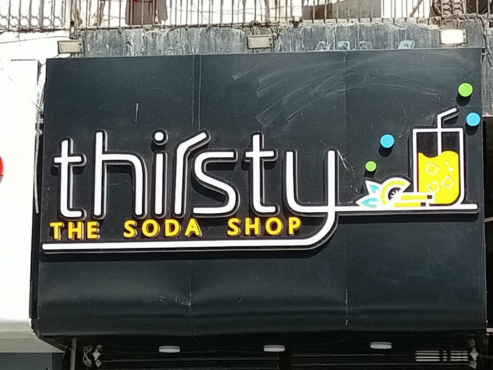 Alkolsüz içecekler Thirsty, Karaçi, foto