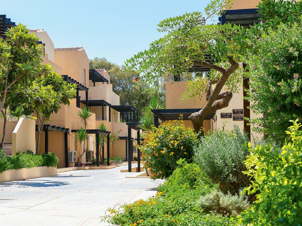 Daireler Grand Leoniki Residence by Grecotel, Dünya, foto