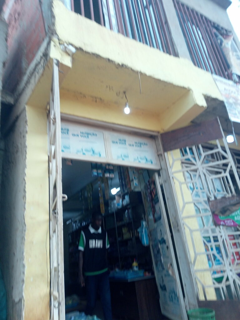 Mini-market Cantina, Loanda, foto