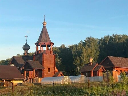 Manastır Скит Крестовоздвиженского монастыря, Kalujskaya oblastı, foto