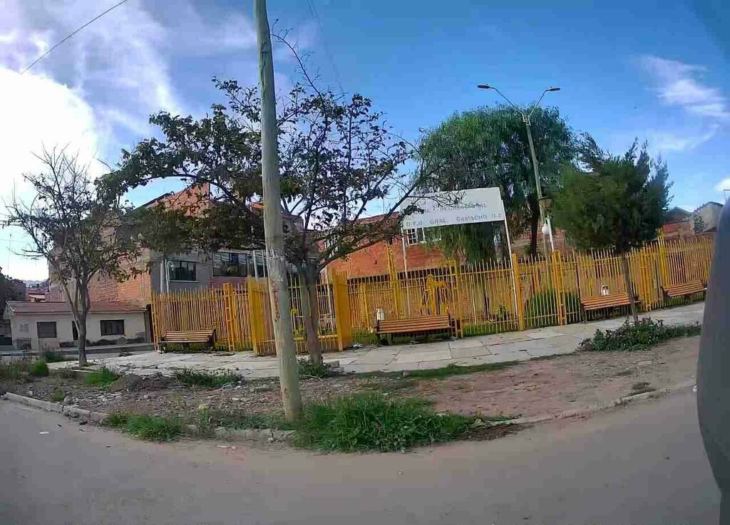 Meydan Gral Camacho, Dünya, foto
