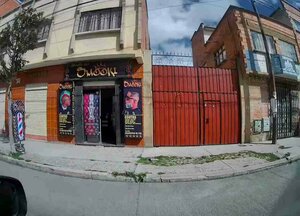 Barber Smooki (Department of La Paz, Provincia Murillo, El Alto, Avenida Jorge Zapata, 94), berberler  El Alto'dan